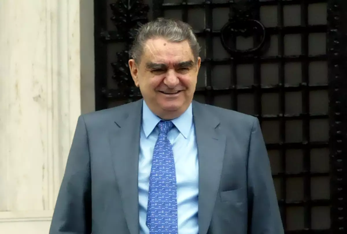 Έφυγε από τη ζωή ο Βαρδής Βαρδινογιάννης – Η πορεία του εμβληματικού ...